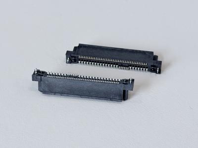 China SAS 68-Pin SMT Female Electronic Signal Connector, 30U" Gold Terminal PCB Connector for Server Data Transmission for sale