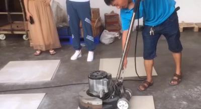 中国 Merrock鉄骨フレームが付いている17インチのTerrazzoの床のスクラバーのポリッシャ 販売のため