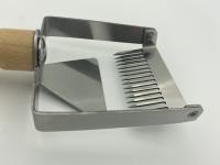 China 17 Needles Wooden Handle Uncapping Fork with Adjustable Screw for Beekeeping for sale