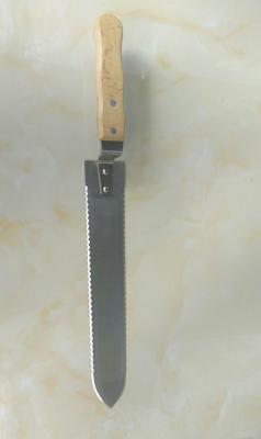 China Durable SS Uncapping Knife With Wooden Handle Honey Uncapping Equipment for sale