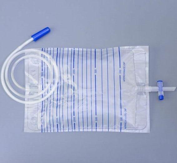 Quality Disposable Medical Products Urine Bag 2000ml with Screw , Pushing , Cross Valve for sale