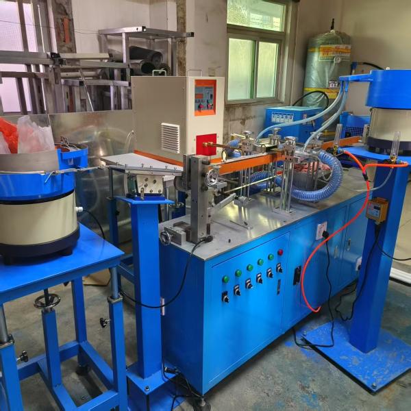 Quality PLC Screw Gluing Machine Fully Auto Thread Adhesive Coating Equipment for sale