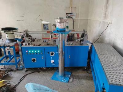 China Equipamento de revestimento de cola anti-caída de parafuso Máquina de colagem de parafuso multifuncional à venda