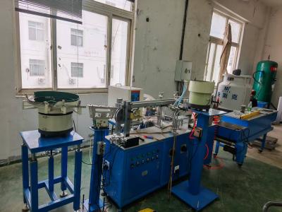 China Máquina de Parafuso de Travamento de Equipamento de Cola Azul de Rosca Dupla 10000-40000 peças/hora à venda