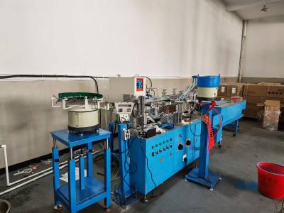 China Máquina de Dispensação de Parafusos Totalmente Automática Equipamento de Colagem de Parafusos com Tela Sensível ao Toque à venda