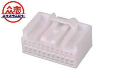 China 22 conectores bondes fêmeas do conector do fio do carro do Pin para automóveis à venda