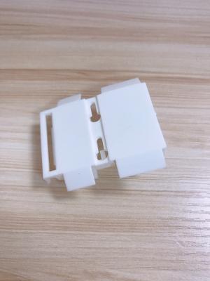 Cina Parti di plastica automobilistiche di abitudine PBT/protettore bianco del cablaggio del cavo in vendita