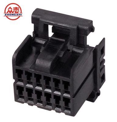 China Conectores automotivos do fio do Pin da fêmea 12, conectores pretos da luz do carro à venda