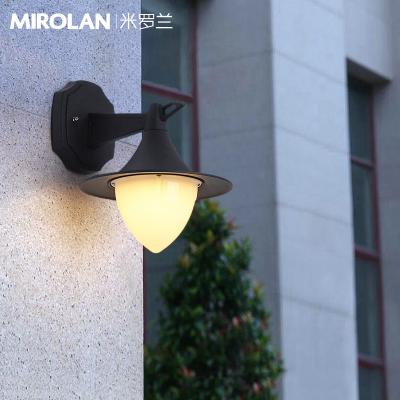 China MIROLAN Black Vintage Wall Lights,8 Watts Outdoor LED Wall Sconce Lighting IP65 Waterproof Frosted Aluminum Housing for sale