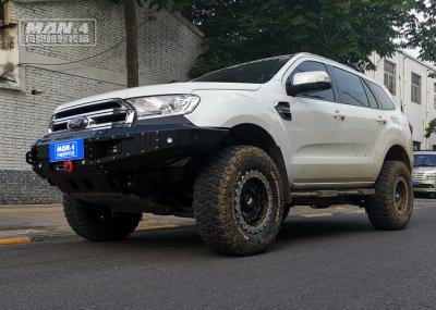 Cina La polvere dell'argano di Q235 4x4 Ford Everest Front Bumper Compatible ha ricoperto in vendita