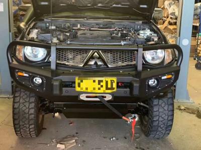 Cina Q235 toro Antivari della parte anteriore 4x4 MITSUBISHI per Mitsubishi Tritone 2006-2014 in vendita
