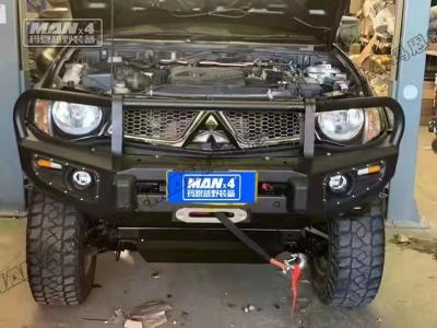 Cina Sostituzione resistente 2015-2018 di Antivari di gomitata di Mitsubishi Tritone in vendita