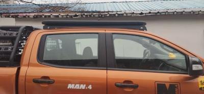 Cina Multifunctioan FORD Roof Rack resistente T6 T7 Ford Ranger Roof Bars in vendita