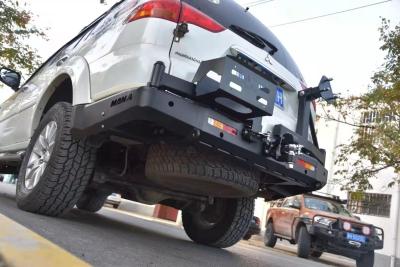 Cina Toro fuori strada posteriore d'acciaio Antivari di MITSUBISHI per lo sport 2006 di Mitsubishi Pajero in vendita