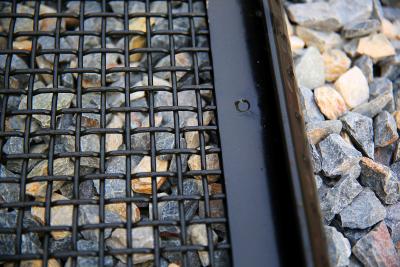 Cina Griglia di vetro di acciaio ad alto tenore di carbonio da 65Mn per miniere e cave in vendita