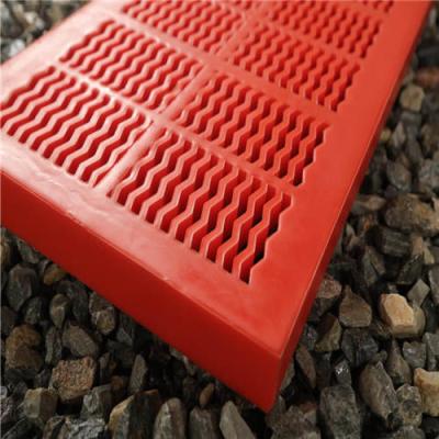China Longer Wear Life 85A  305*610*30mm Modular Polyurethane Screen Panels for sale