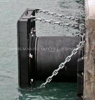 China Marine Mooring Supper Cell Rubber Fender For Ship And Boat for sale