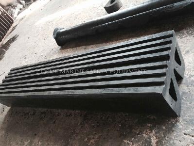 China Ship Boat Marine Mooring W Type Rubber Fender for sale