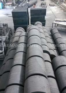China Marine Tugboat Rubber Fender For Boat Use for sale