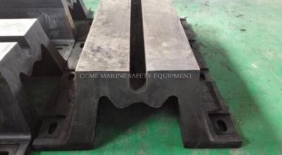 China Marine Mooring Boat Ship W Type Rubber Fender for sale