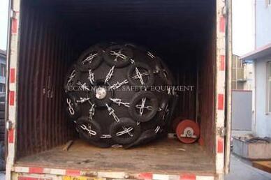 China Good Quality Pneumatic Floating Fender With Airplane Tire for sale