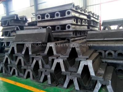 China Dock Use V Type Super Arch Marine Rubber Fender for sale