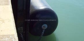 China Marine Boat Mooring Floating Pneumatic Rubber Fender for sale
