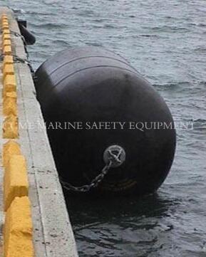 China Floating Pneumatic  Marine Rubber Fender for sale