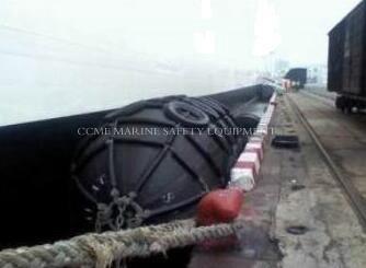 China Marine Fenders Marine Rubber Fender Yokohama Fender for sale