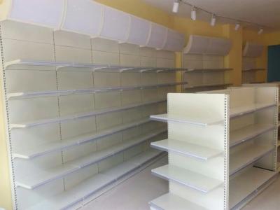 Cina Fabrica colore personalizzato taglia metallo mart display rack negozio scaffale rivendita latte display rack in vendita