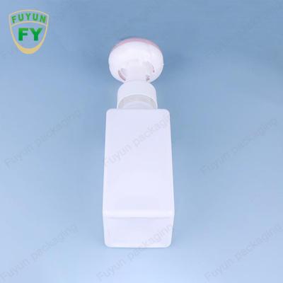 Cina bottiglia vuota di Paw Flower Head del quadrato della bottiglia della pompa della schiuma del sapone 500ml in vendita
