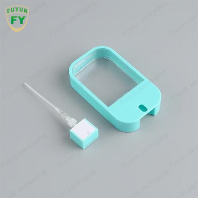 Cina bottiglia di plastica dello spruzzo di profumo 30ml da tasca per colore blu dello spruzzatore del prodotto disinfettante della mano in vendita