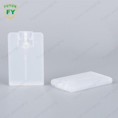 Cina la carta di credito di 10ml 20ml pp spruzza la bottiglia della pompa per olio essenziale in vendita
