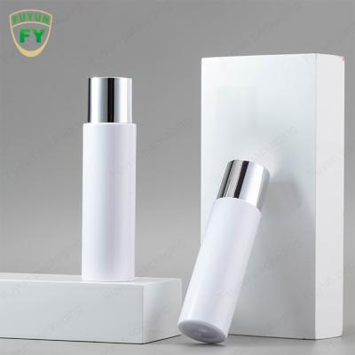 Cina la pompa di plastica bianca del toner del fronte di 3oz 100ml imbottiglia l'imballaggio dei cosmetici dell'hotel in vendita