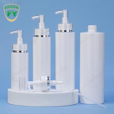 Cina bottiglia dell'erogatore della pompa dello sciampo di 200ml 250ml 500ml per l'olio essenziale del siero del toner dell'unto delle mani in vendita