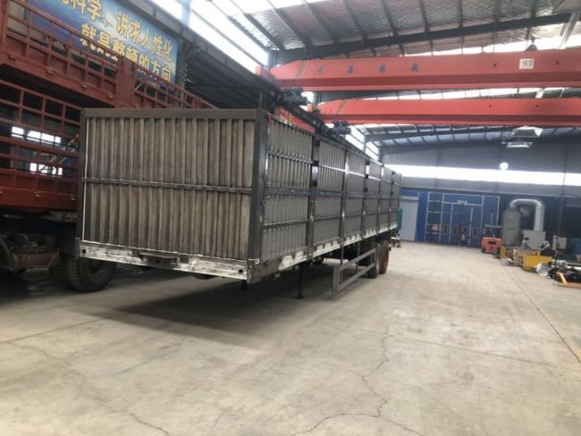 2/3axles Bulk Cargo Transport Van Type Box Tail-Lift Truck Semi Trailer