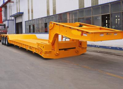Cina Escavatori pesanti Trasporto 3 assi Colletto di gallina Lowboy Low Loader Letto Lowbed Semi-Relè in vendita