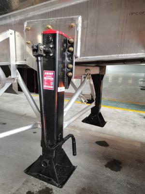 Cina Cisterna di petrolio/cisterna di carburante a tre assi in acciaio al carbonio, semirimorchio con capacità di carico da 50 a 70 t in vendita