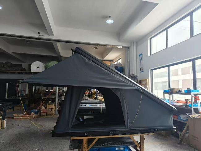 4 Person Aluminum Hard Shell Car Rooftop Tents Triangle Roof Tent Quick ...