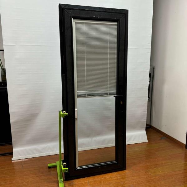 Quality Customized Glass Aluminum Pivot Doors Double Glaze Aluminum Casement Door ODM for sale