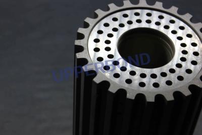 China Normale Härte Rostschutz-Receival-Trommel mit der schwarzen Beschichtung zusammengebaut zwischen Zigaretten-Rod-Maschine und Filter-Maschine zu verkaufen