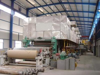 中国 Recycle Kraft Liner Corrugated Paper Making Machine 1092mm-5200mm 販売のため