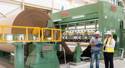 China Nieuwe Producten 3200mm Fluting/Golf/Kraftpapier/Ambacht/Testliner-Document/Document Zak die Machine maken Te koop
