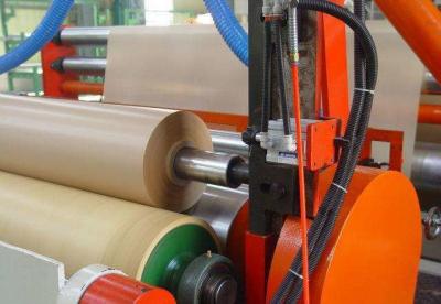 Cina Linea di produzione della cartapesta 60TPD macchina di fabbricazione di carta del testliner di Kraft in vendita
