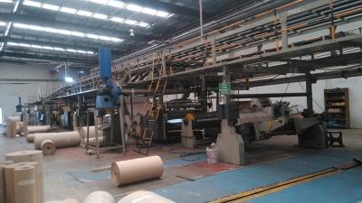 China Cadena de producción de papel máquina de la fabricación de papel del trazador de líneas de la prueba del arte de Kraft que estría en venta