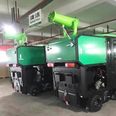 Cina Pulizia stradale industriale resa facile con DQS20 Ride On Road Sweeper e Fog Cannon in vendita