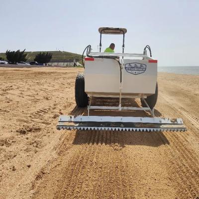 Cina L'industria siderurgica 70 HP Trattore Attachment Beach Cleaner con bella larghezza di pulizia 1400mm in vendita