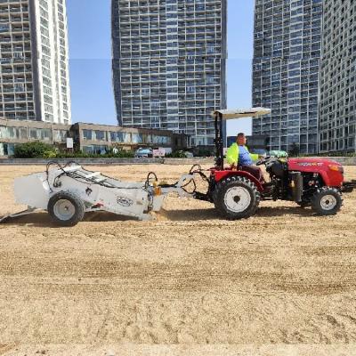 Cina L'industria siderurgica 70 HP Trattore Attachment Beach Cleaner con bella larghezza di pulizia 1400mm in vendita