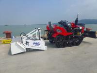 China Hydraulically Controlled Vibrating Screen Environmentally Friendly Beach Sand Cleaner for sale