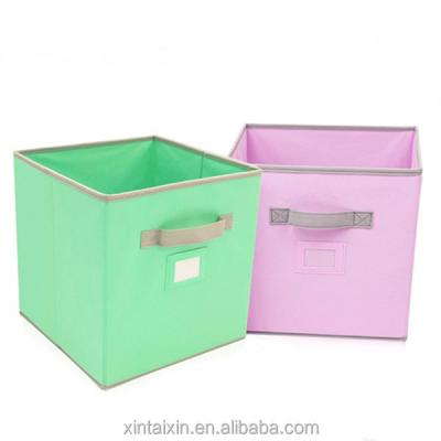 Cina Scatola di stoccaggio non tessuta portatile della biancheria intima del gabinetto di 420D 600D con il coperchio in vendita